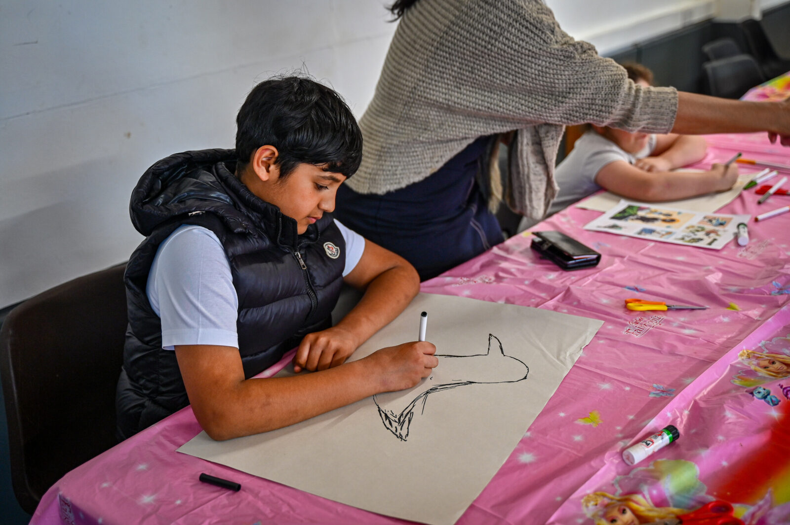 How to… DRAW! Download free artist guides | Bradford 2025